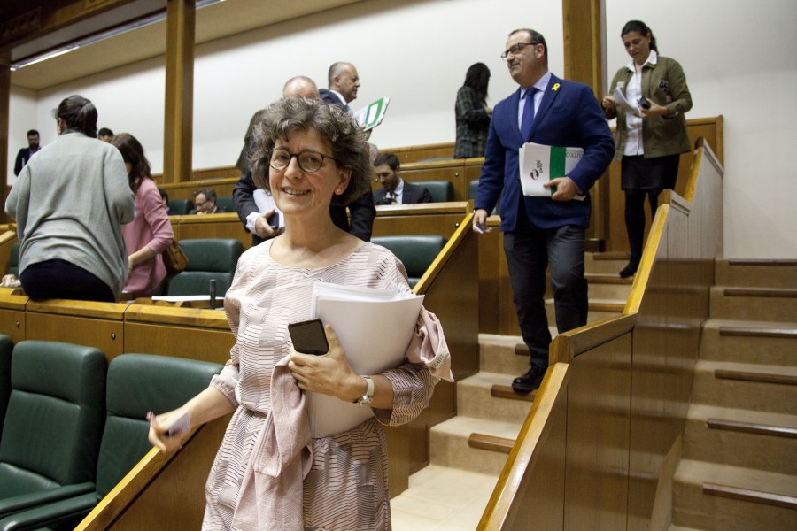 Ana Oregi deja el Parlamento Vasco para ocupar el cargo de concejala en ...